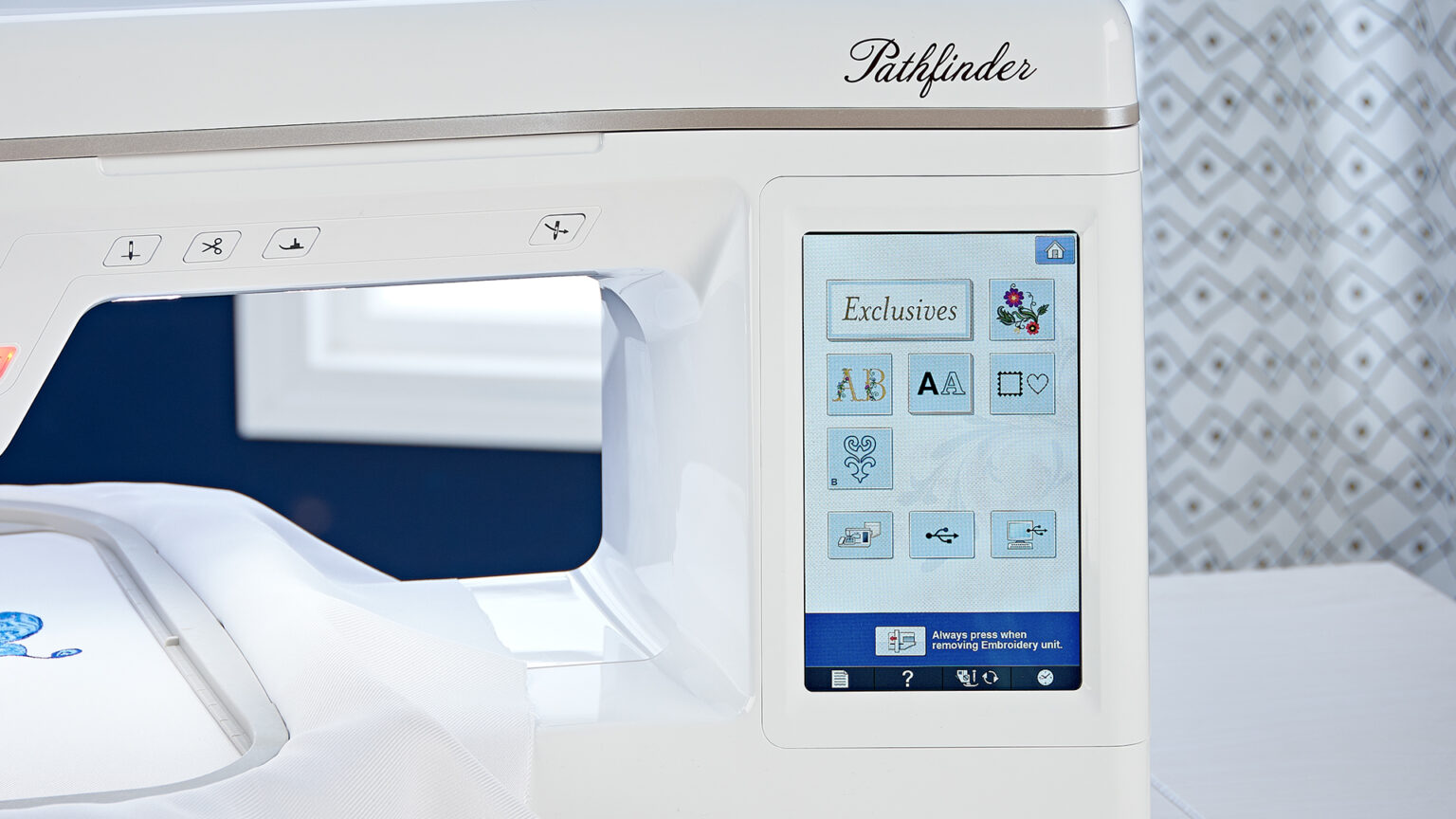 Baby Lock Pathfinder - Embroidery Machine